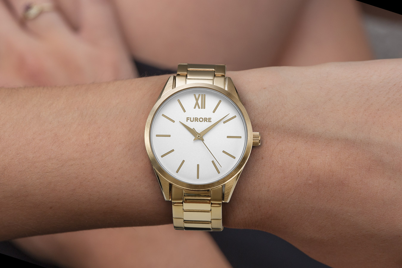 Diva Watch Champagne Colour | Bepaal zelf je prijs | VakantieVeilingen ...